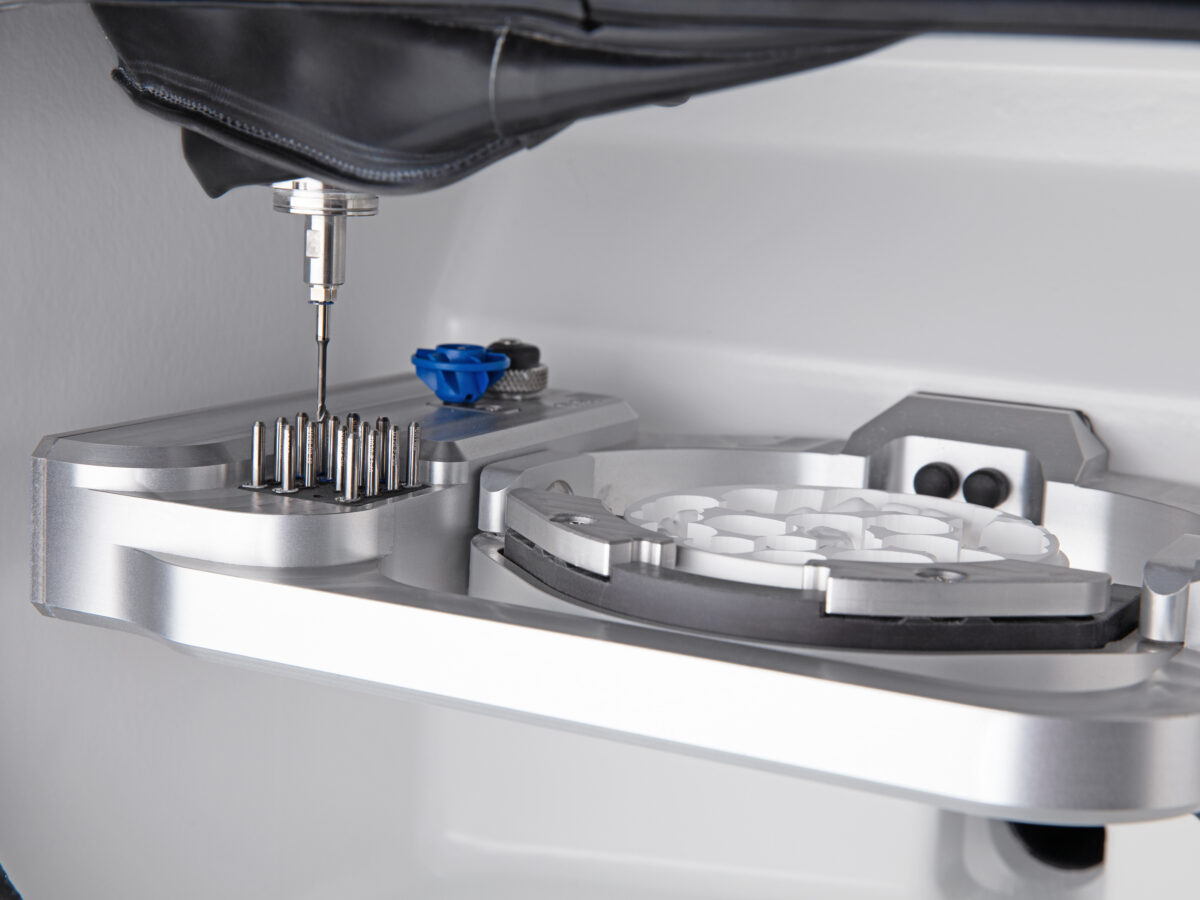 vhf E5 Dental Milling Machine | Precise Restoration Production